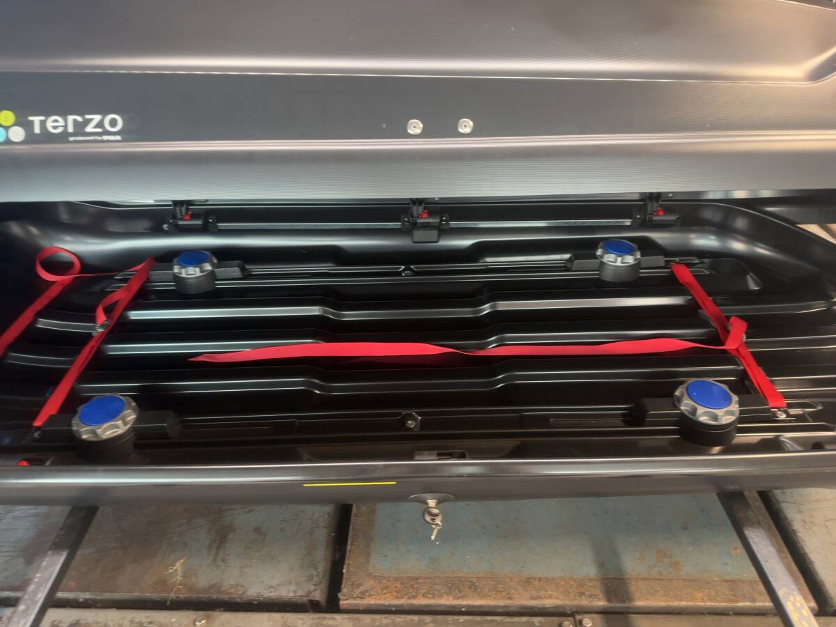 Yahoo!オークション - Terzo ルーフボックス ORCA420 レインモールタイ...