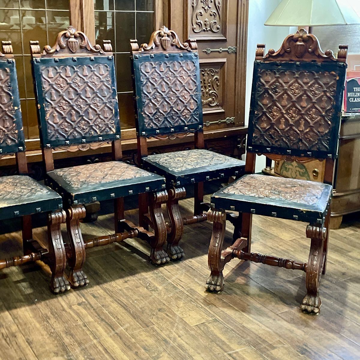 Yahoo!オークション - n107 スペイン製 1900年代 本革型押し 迫力のあ...