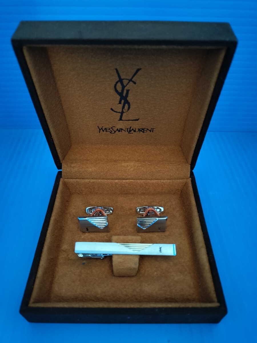 イヴサンローラン カフス ネクタイピン YSL(男性用)｜売買されたオークション情報、yahooの商品情報をアーカイブ公開 - オークファン（aucfan.com）