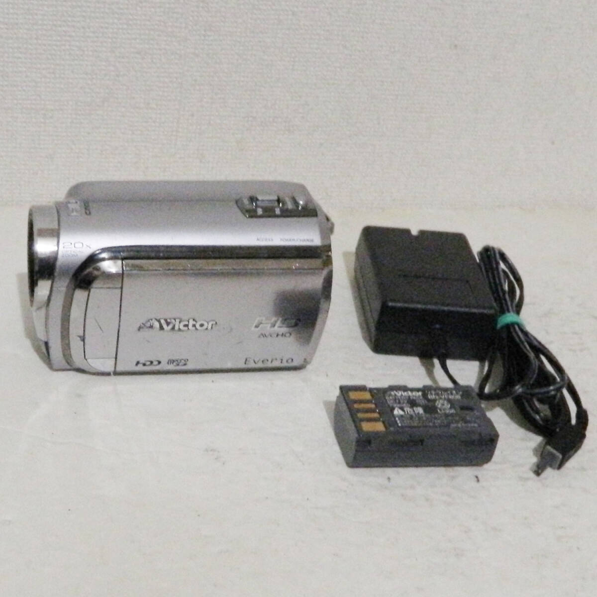 Yahoo!オークション - 動作品 JVC Everio GZ-HD300 フルハイビジョン 6...
