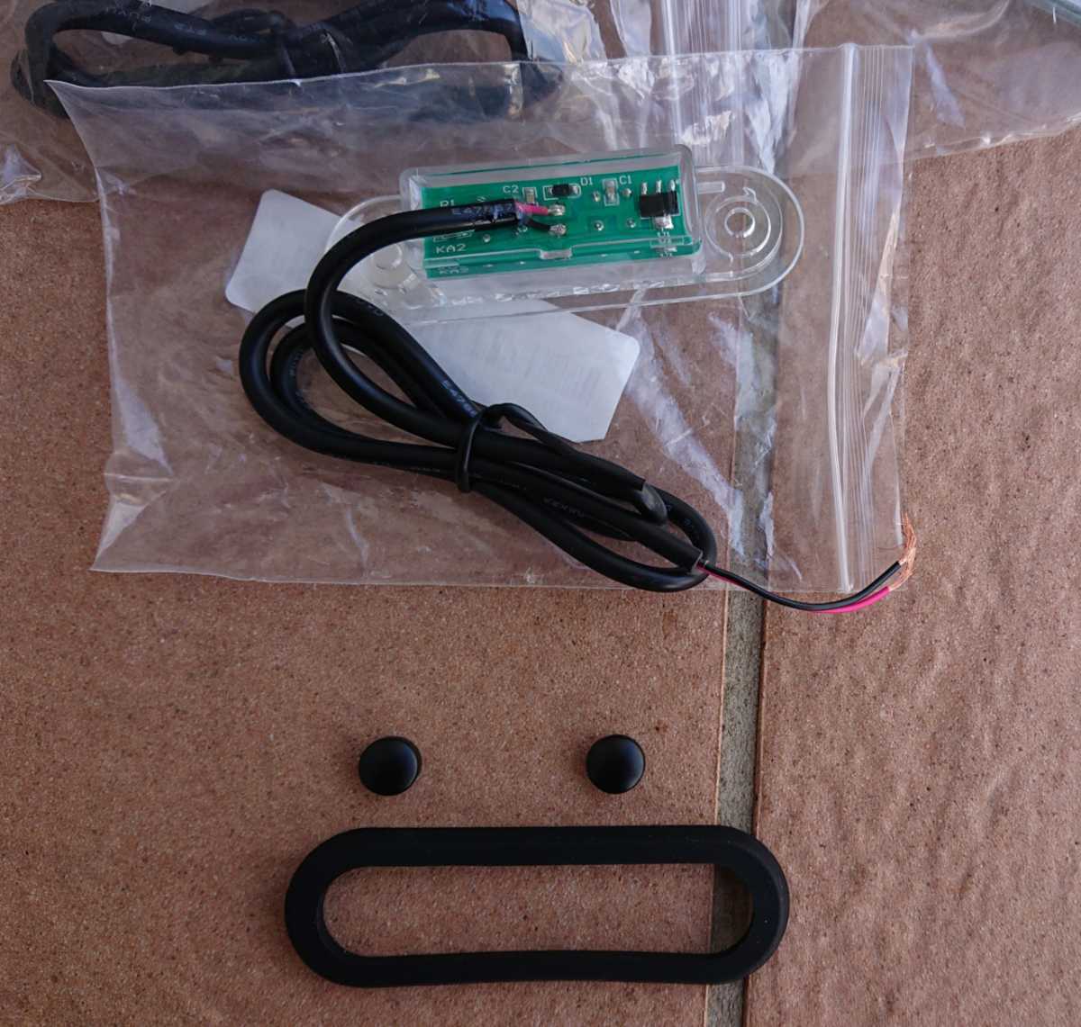 Yahoo!オークション - 埋込マーカー2led ホワイト5個 アンバー2個 計7...