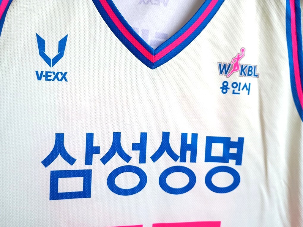 Yahoo!オークション - WKBL 韓国女子バスケ 龍仁サムスンライフブルー...