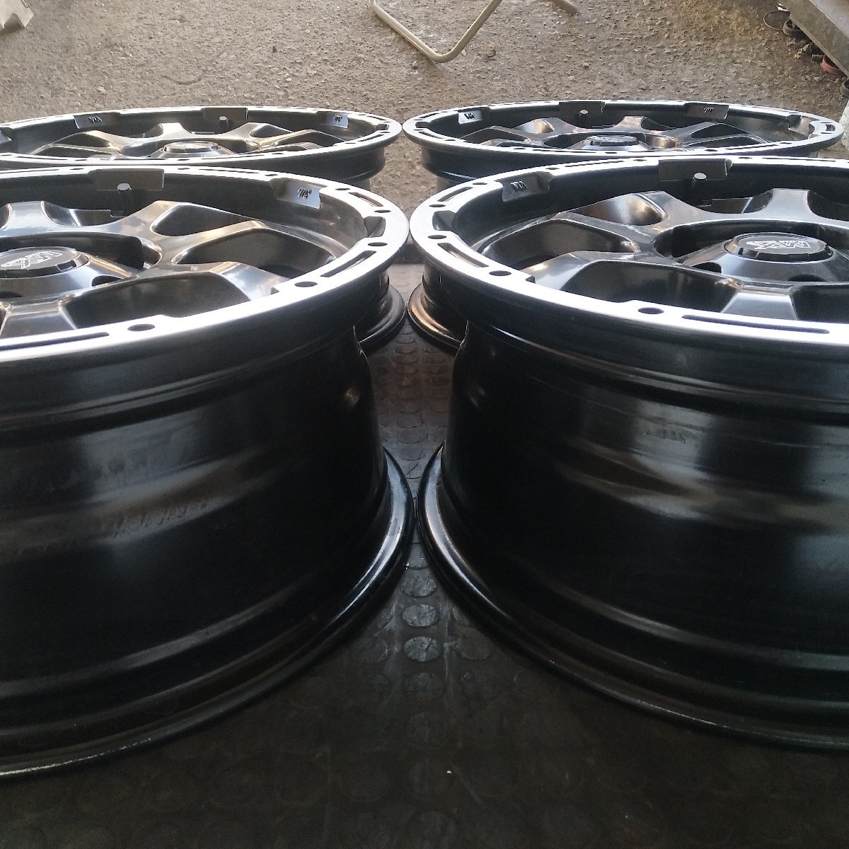 T1-178 4本価額 16x7J 5x114.3 ET+38 ハブ73 MAD CROSS GRACE デリカD5等 店頭引取可能 適格請求書発行可能(社外品)｜売買されたオークション情報 ...