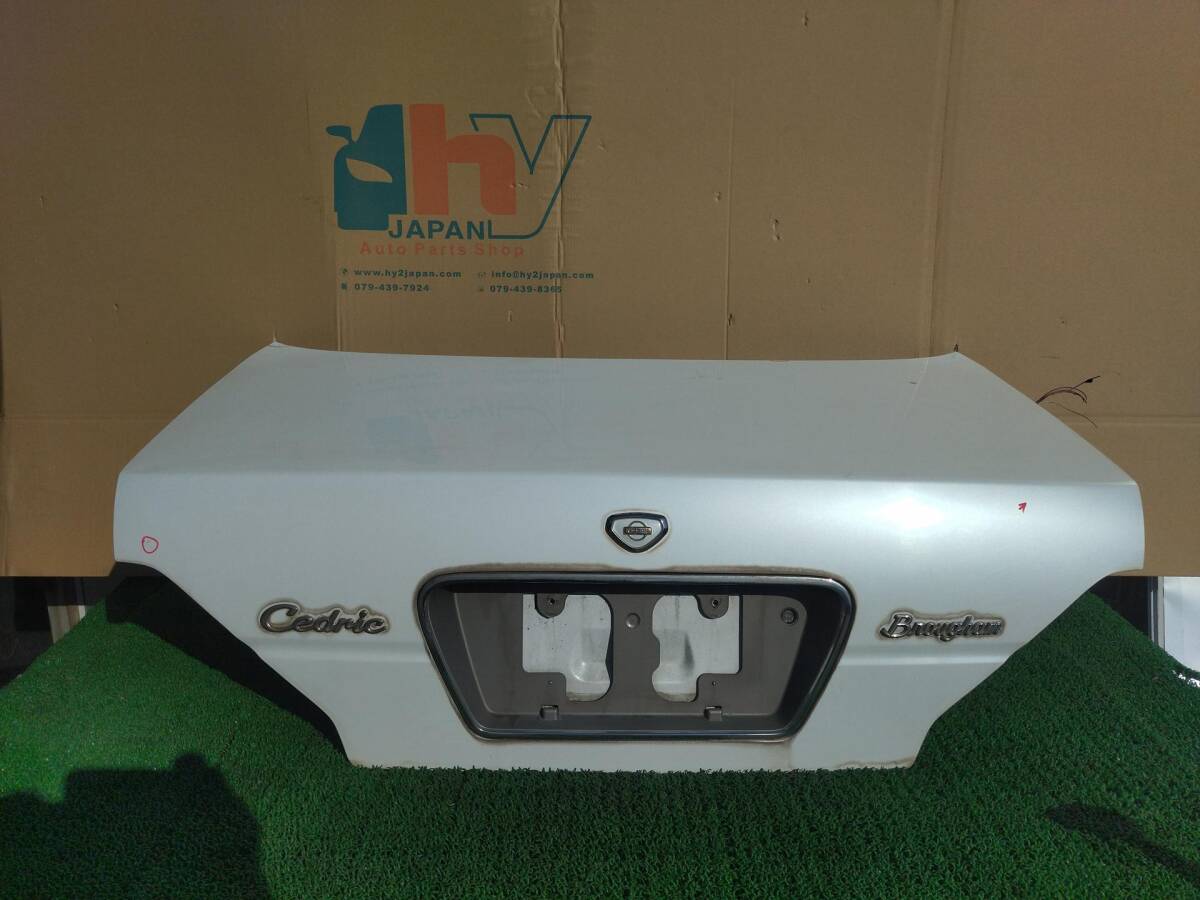 Yahoo!オークション - 日産 トランクリッド セドリック E-HY33 HY33 EN...