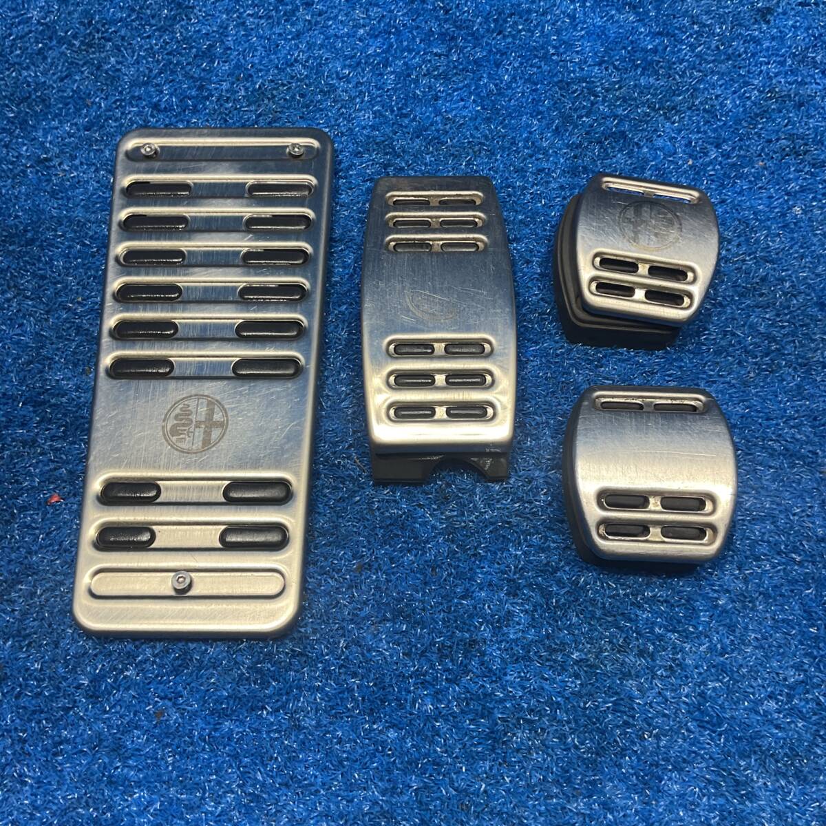 Yahoo!オークション - [AK-0025895][J1-7] H21 アルファロメオ ミト 95...