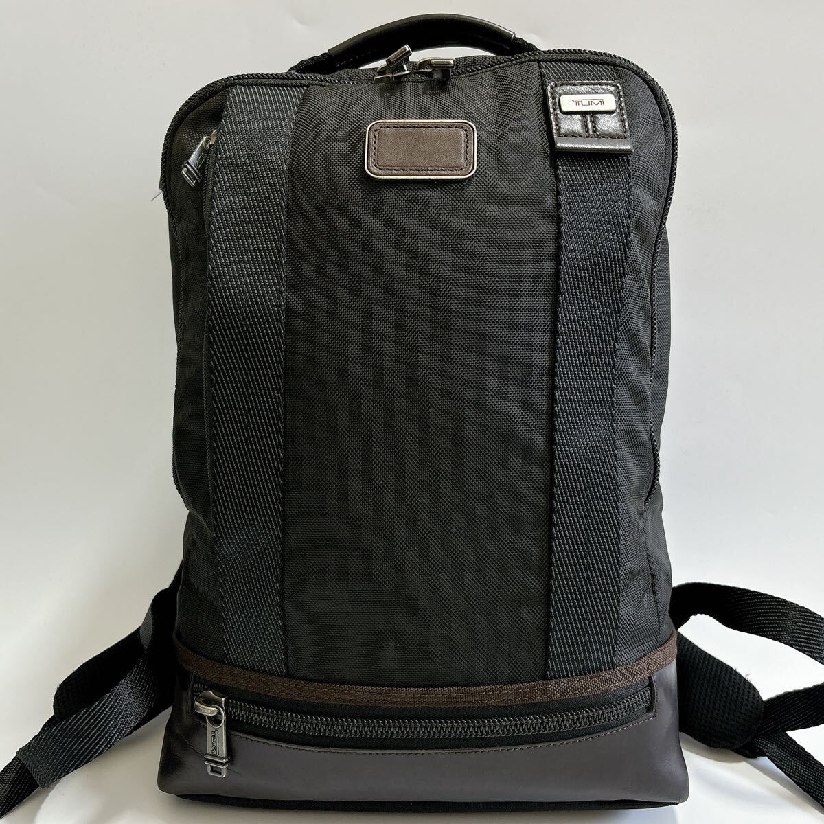 Yahoo!オークション - M134 [美品] TUMI トゥミ ALPHA BRAVO DOVER BAC...
