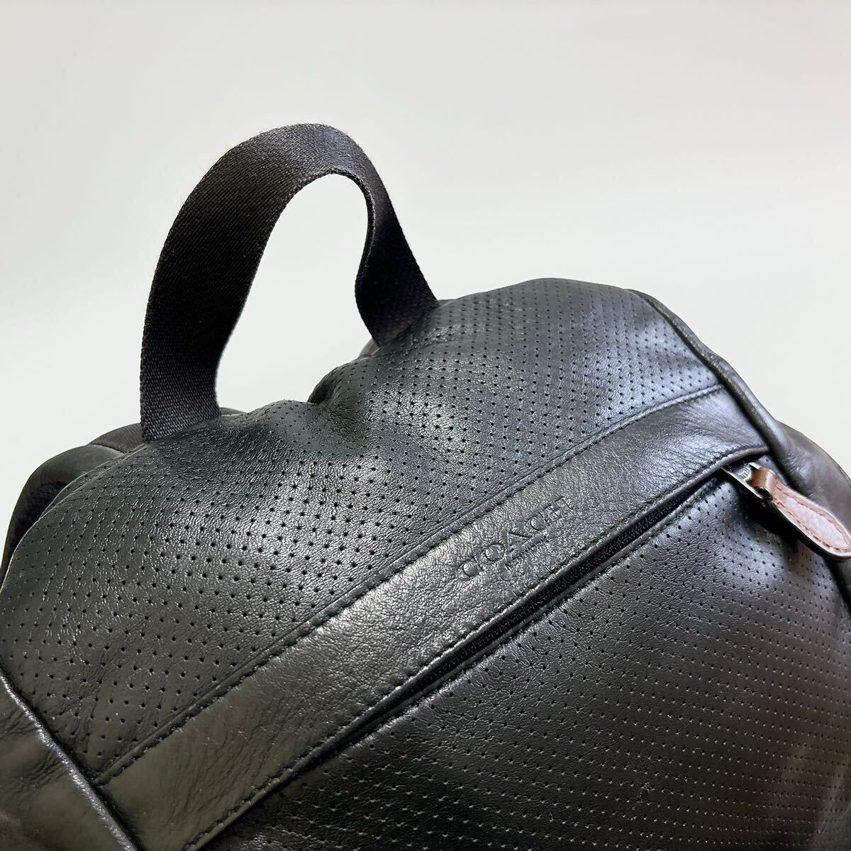 Yahoo!オークション - M154 定価13万 COACH コーチ パーフォレイテッド...