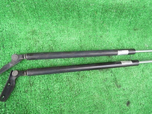 s03 サンバー TV1 TV2 TW1 TW2 リアゲートダンパー バックドアショック 左右(リア)｜売買されたオークション情報、yahooの商品情報をアーカイブ公開 - オークファン ...