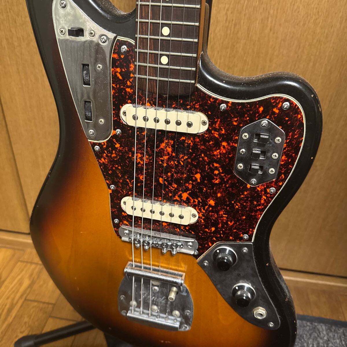 Yahoo!オークション - Fender Americanvintage JAGUAR Mod