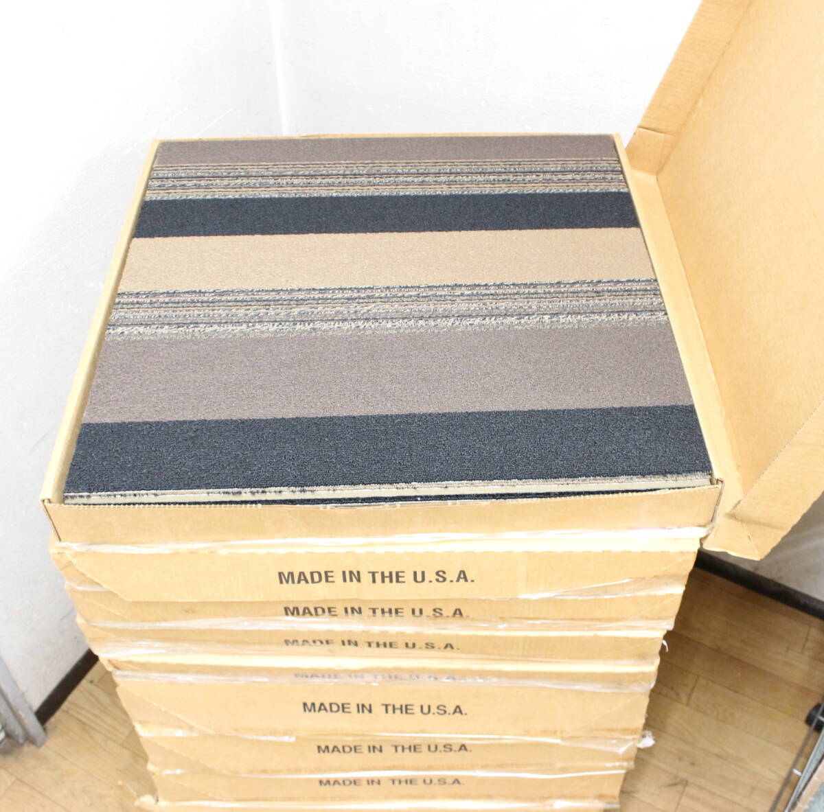 5箱セット サンゲツ DT-8052 タイルカーペット 61×61センチ(タイルカーペット)｜売買されたオークション情報、yahooの商品情報をアーカイブ公開 - オークファン（aucfan.com）