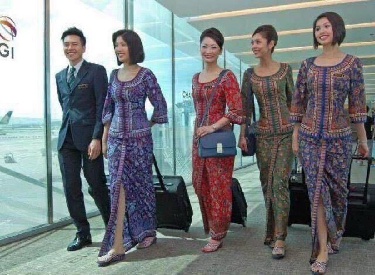 レアな緑 シンガポール航空 客室乗務員 CA ANA JAL 日本航空 全日本空輸 エアアジア(日本航空(JAL))｜売買されたオークション情報、yahooの商品情報をアーカイブ公開 ...