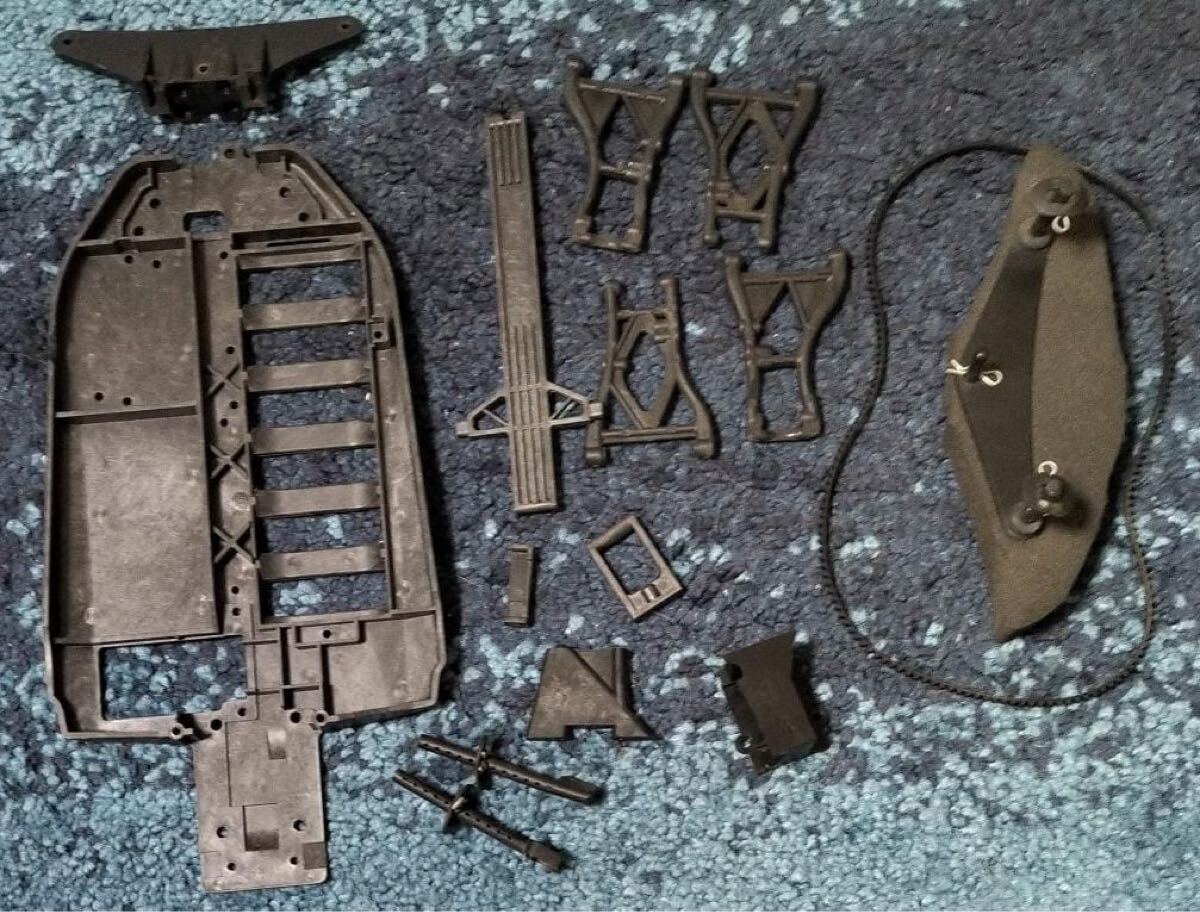 Yahoo!オークション - ヨコモ/YOKOMO MR4-BC用のシャーシ＆その他パー...