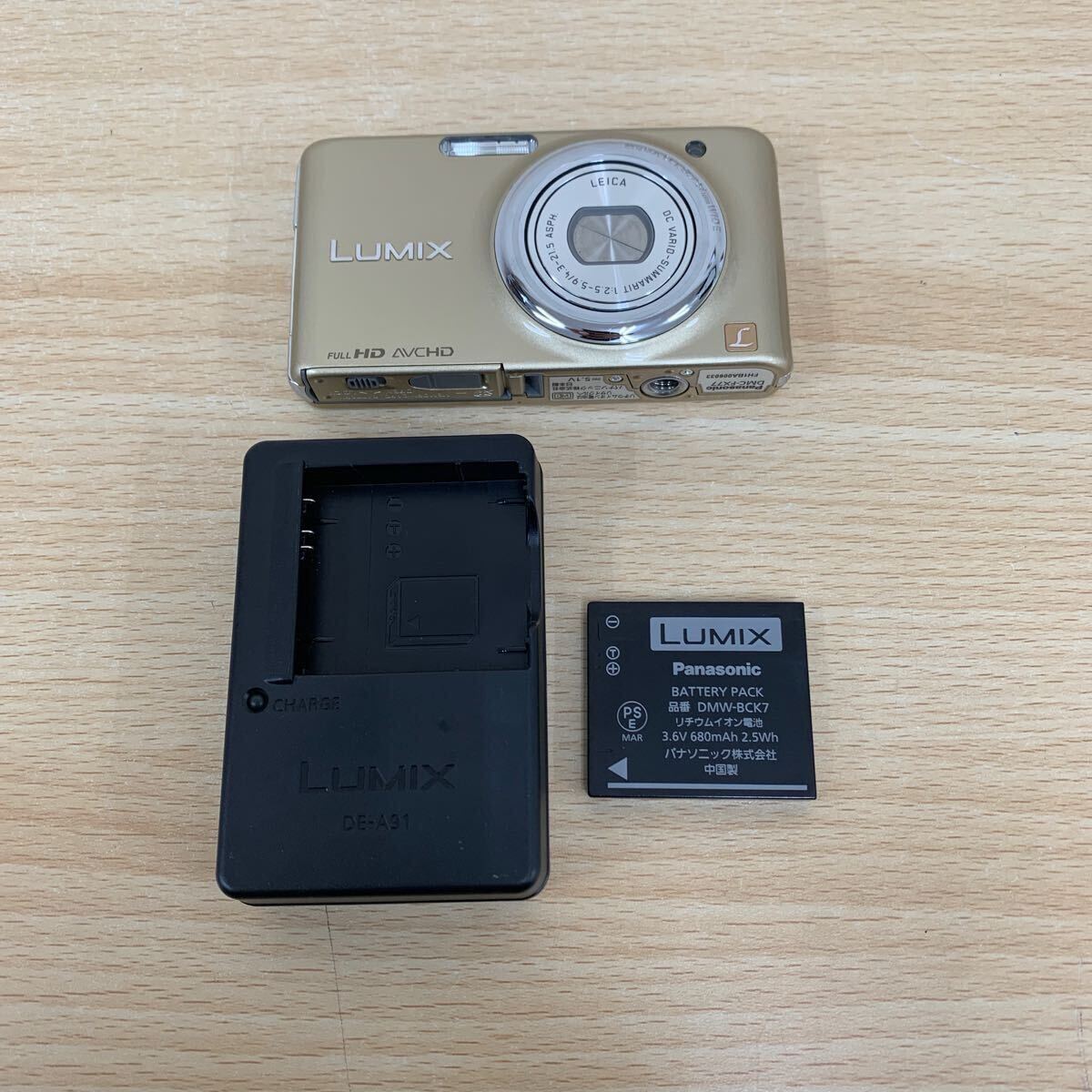 Yahoo!オークション - 中古品 Panasonic LUMIX DMC-FX77 コンパクトデ...