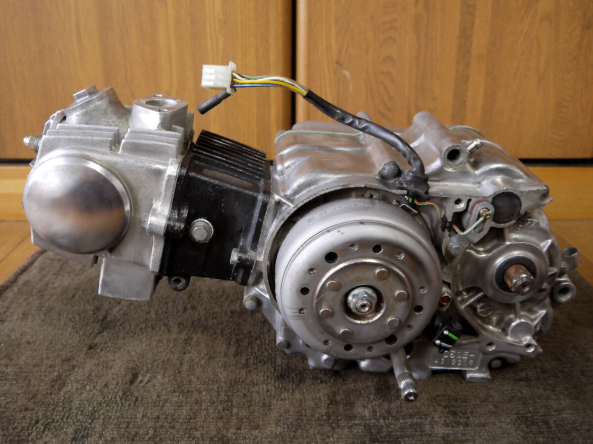 Yahoo!オークション - 1円スタート スーパー カブ50 エンジン ボアアッ...