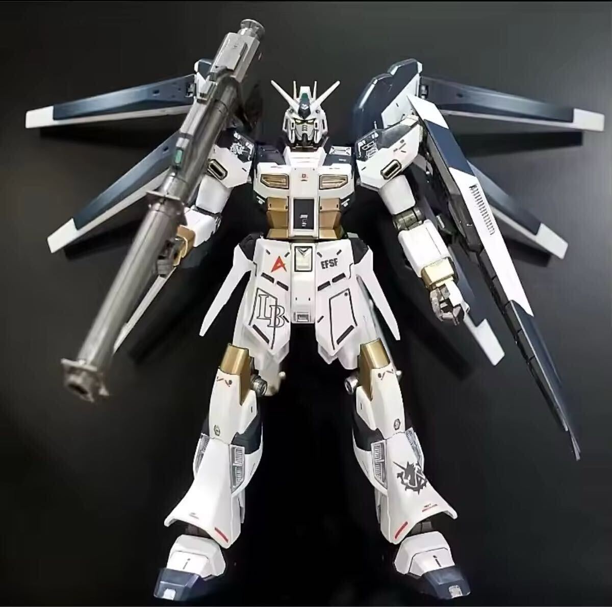 Yahoo!オークション - 1/144 HG Hi-νガンダム GPBカラー ハイニュー ...