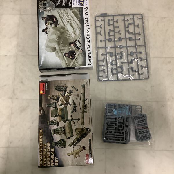 Yahoo!オークション - 1円〜 MiniArt 1/35 GERMAN TANK GREW FRANCE 19...