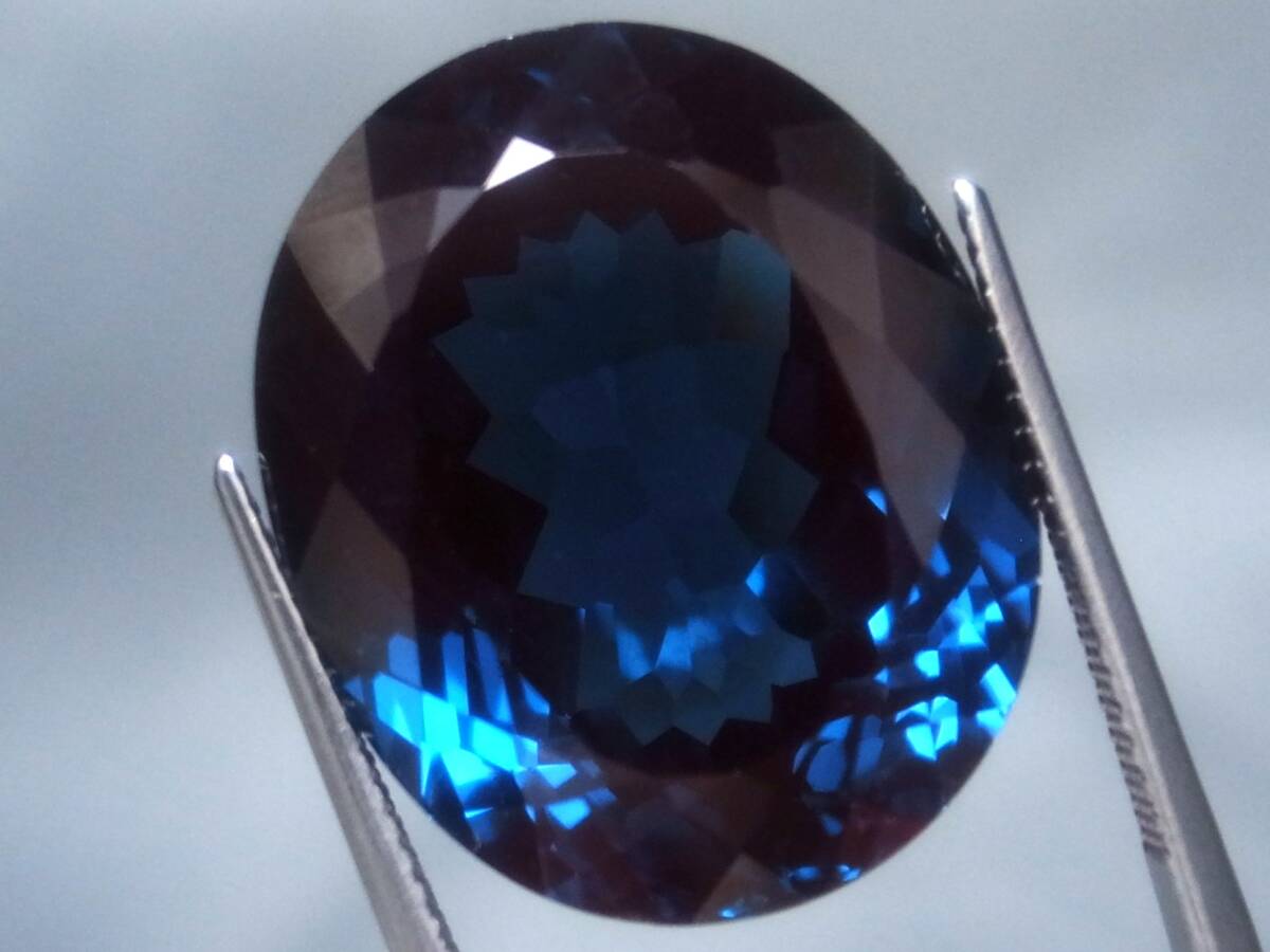 Yahoo!オークション - 38.91ct 新品・特大サイズ・アレキサンドライト...