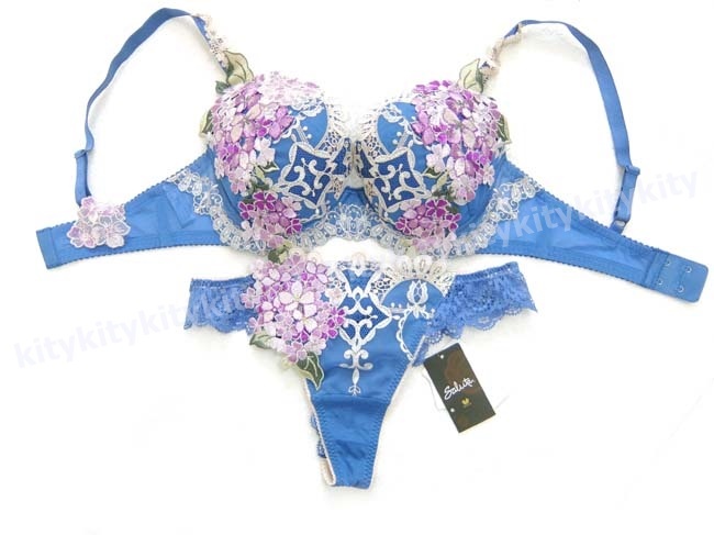 Yahoo!オークション - サルート【モロッコ】D65＆ソングM BU