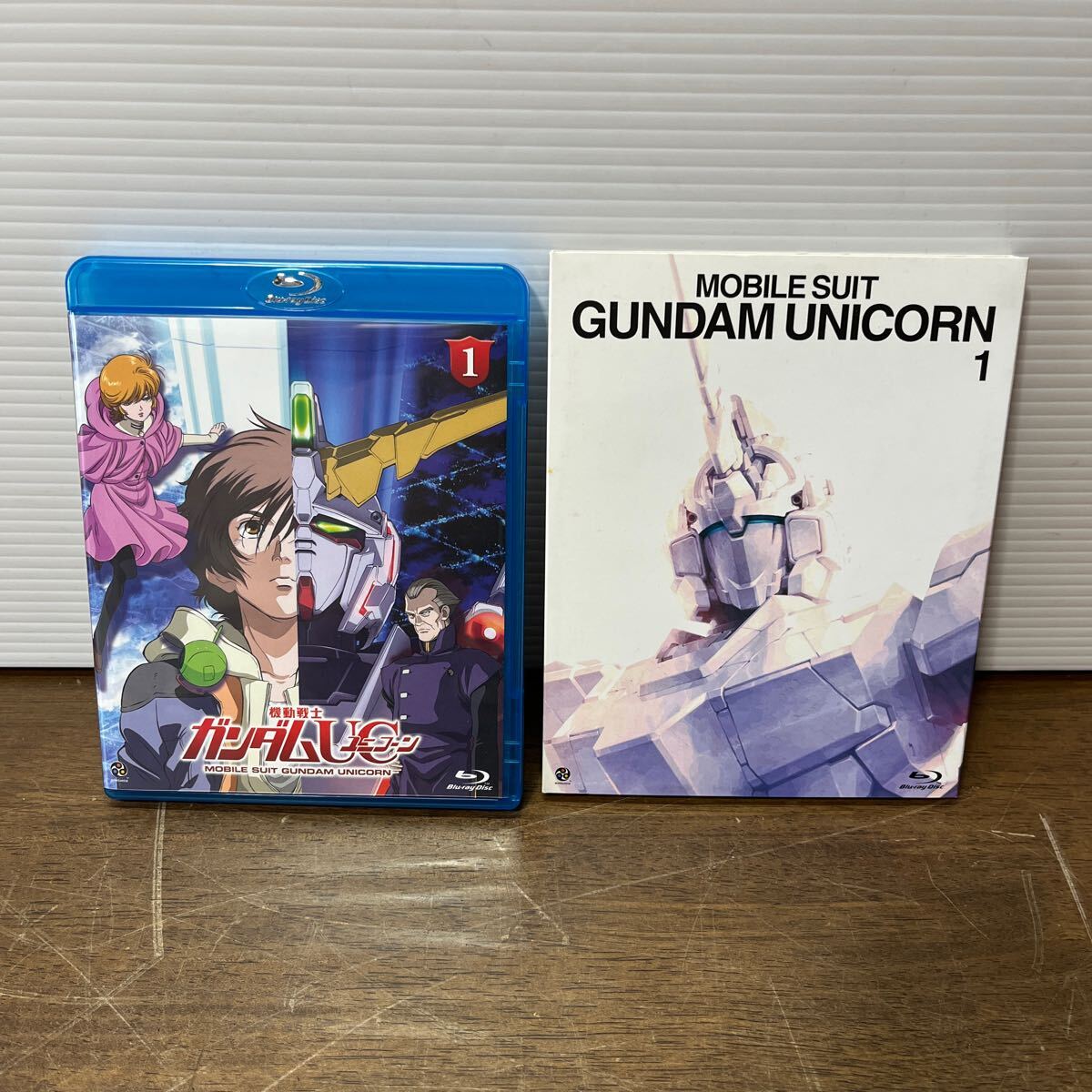 Yahoo!オークション - 機動戦士ガンダムユニコーン 1 初回盤 GUNDAM UC...
