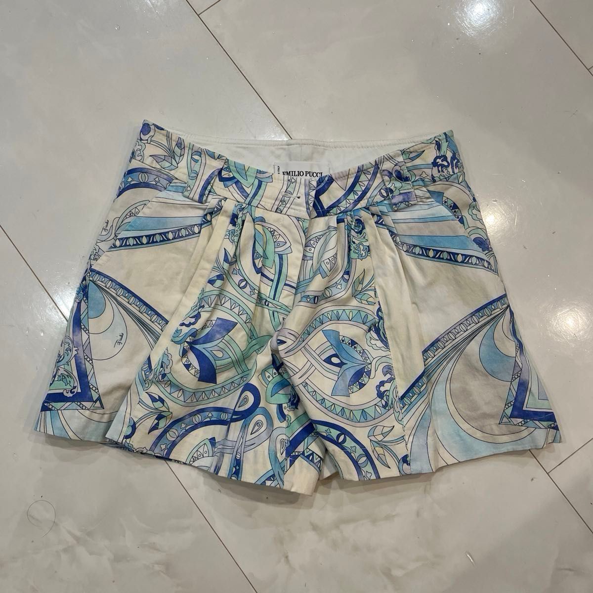 エミリオプッチ EmilioPucci ショートパンツ ハーフパンツ 42 M エミリオプッチ EmilioPucci ショートパンツ ハーフパンツ 42 M
