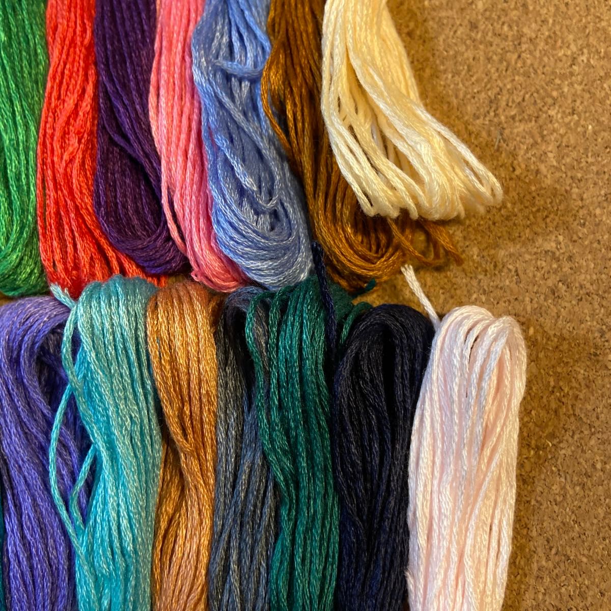 刺繍糸 18色 ビタミンカラーセット ステッチ ミサンガ|Yahoo 刺繍糸 18色 ビタミンカラーセット ステッチ ミサンガ|Yahoo