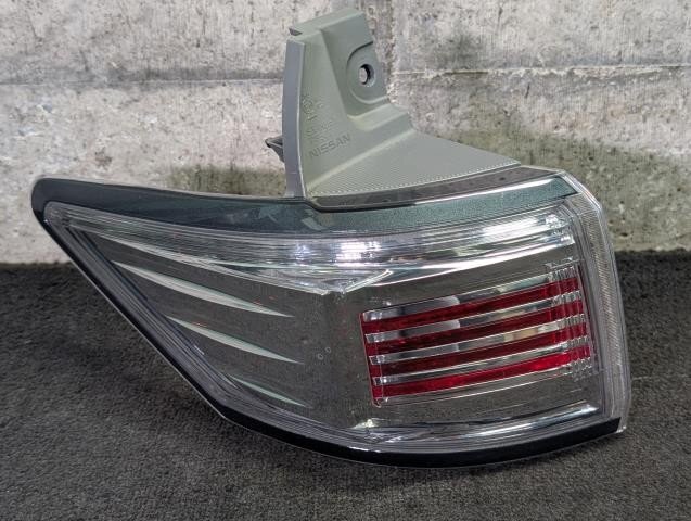 Yahoo!オークション - [Z804-A10]E52系 エルグランド 中期 TE52 ハイウ...