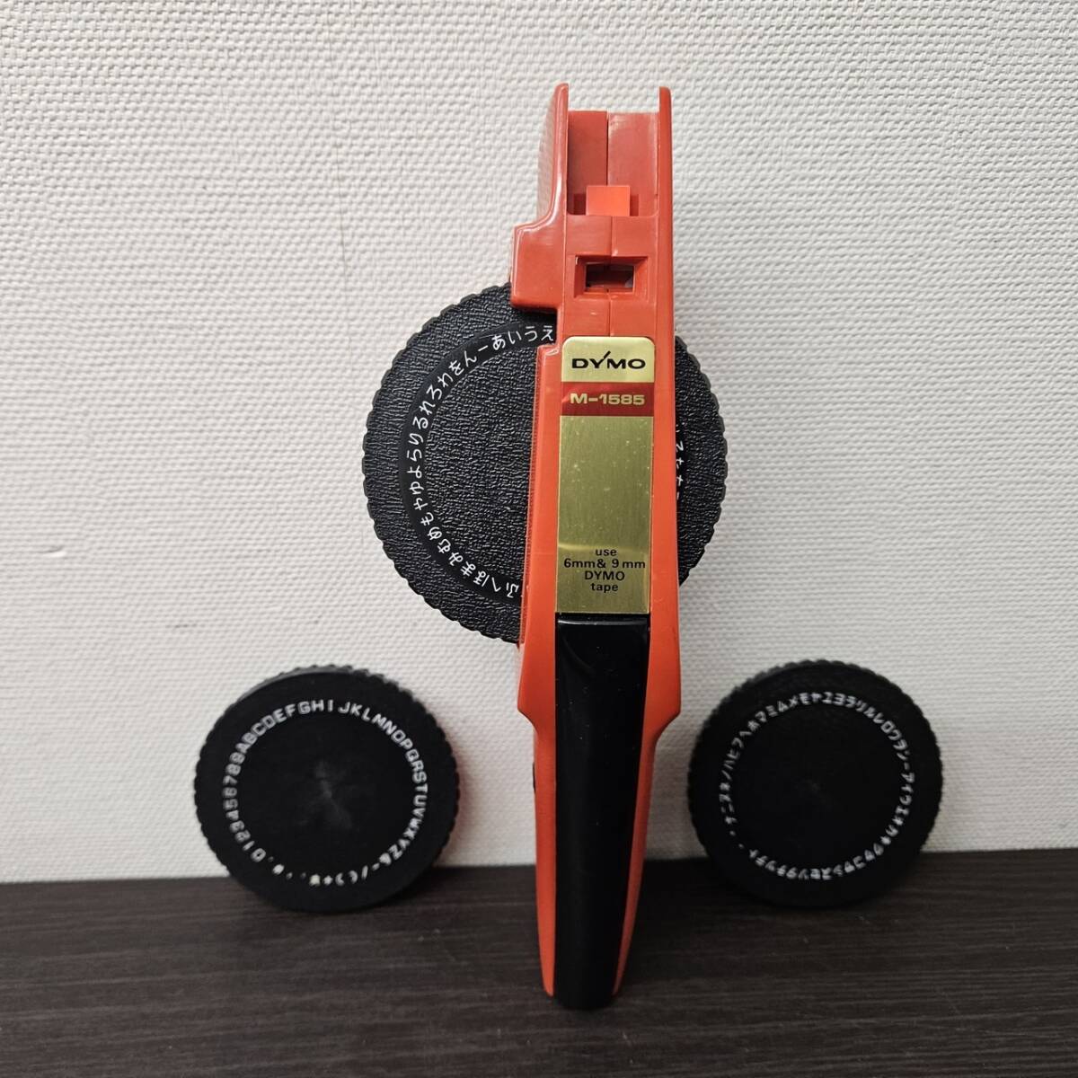 送料690円 ジャンク 動作未確認 DYMO M-1585 ESSELTE ダイモ テープライター 管理F(ラベル用品)｜売買されたオークション情報、yahooの商品情報をアーカイブ公開 ...