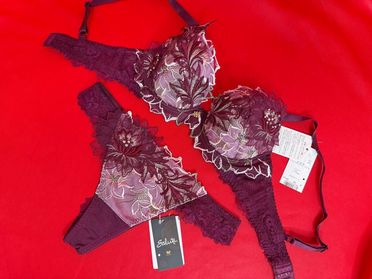 Yahoo!オークション - サルート 52グループ オアシス D65&ソングM WI ...