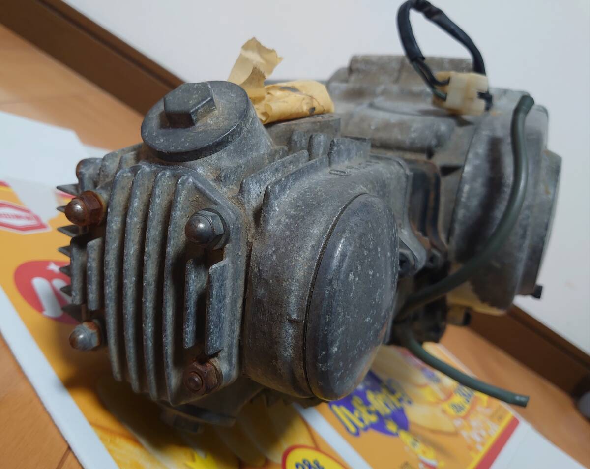 Yahoo!オークション - ホンダ 純正 4L モンキー Z50J Z50JE 6v エンジ...