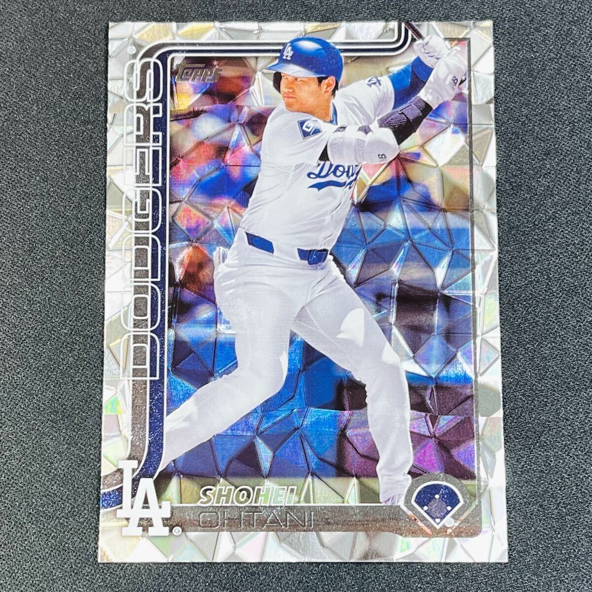 最新 2025 Topps Series 1 大谷翔平 No.1 ディアマンテフォイル 最新 2025 Topps Series 1 大谷翔平 No.1 ディアマンテフォイル