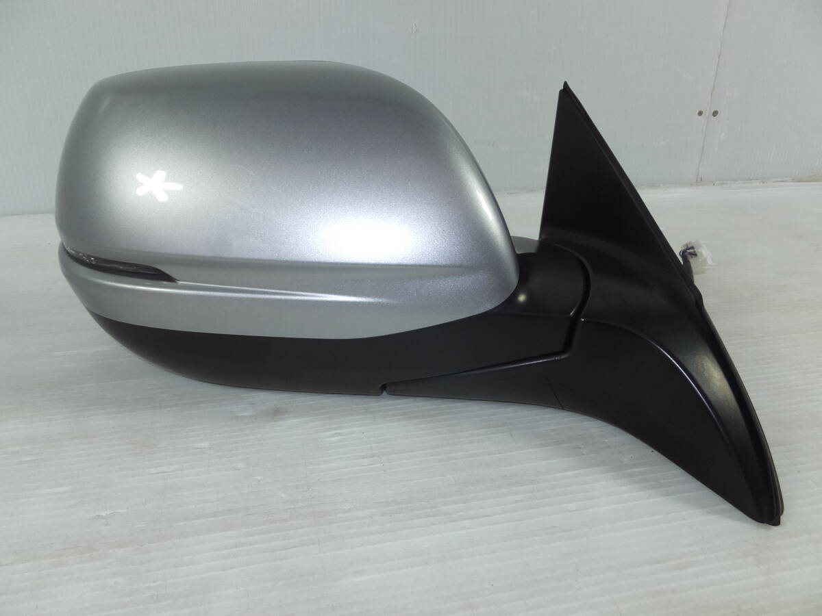 Yahoo!オークション - D86 ヴェゼル RU1 RU2 RU3 RU4 純正 右 ドアミ...