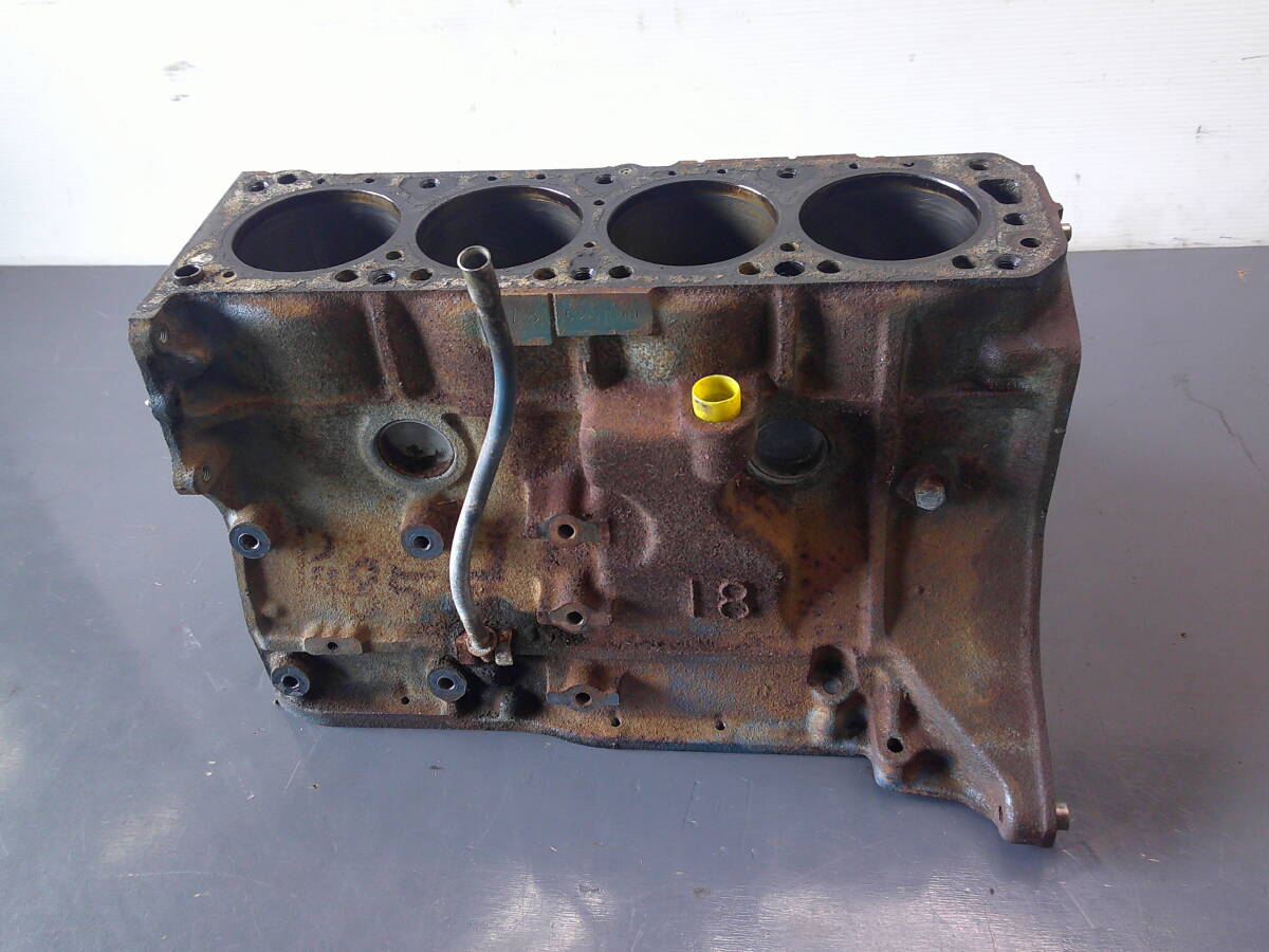 z18ブロック 811 910ブルーバード s110シルビア RA11バイオレット 720 d21 E23 z16 z20 L20B L16L18(エンジン部品)｜売買されたオークション情報 ...
