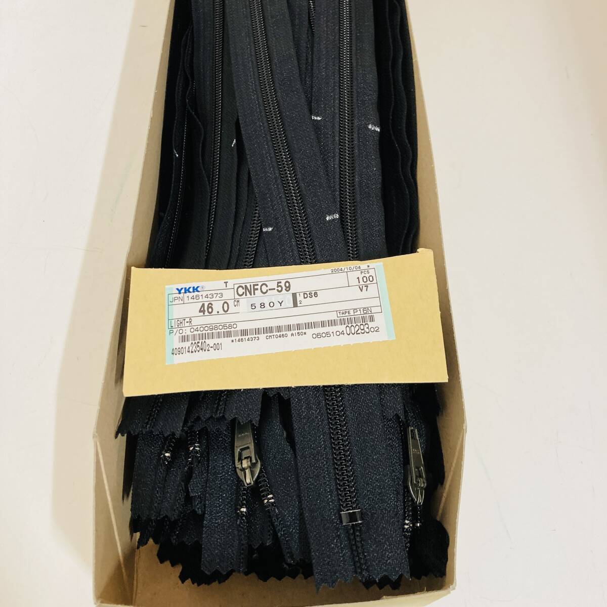 Yahoo!オークション - 34 YKK ファスナー 雑貨 手芸 業務用 2400010490...