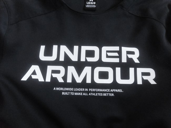Yahoo!オークション - 22FW UNDER ARMOUR アンダーアーマー PERFORMANC...