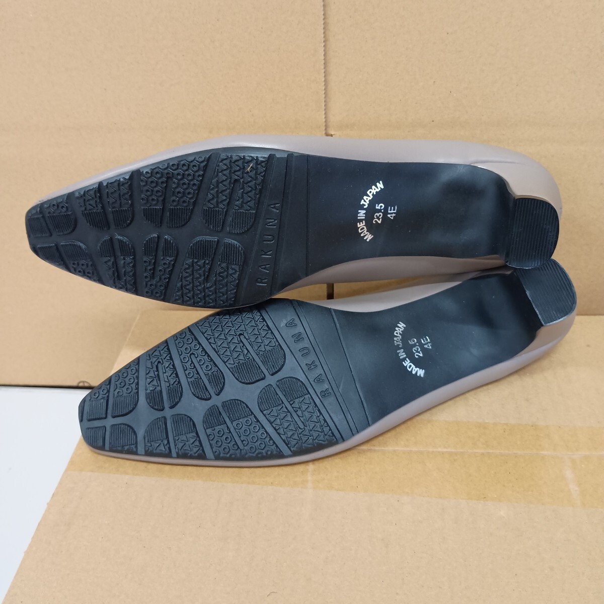 Yahoo!オークション - RAKUNA 整体パンプス 23.5cm