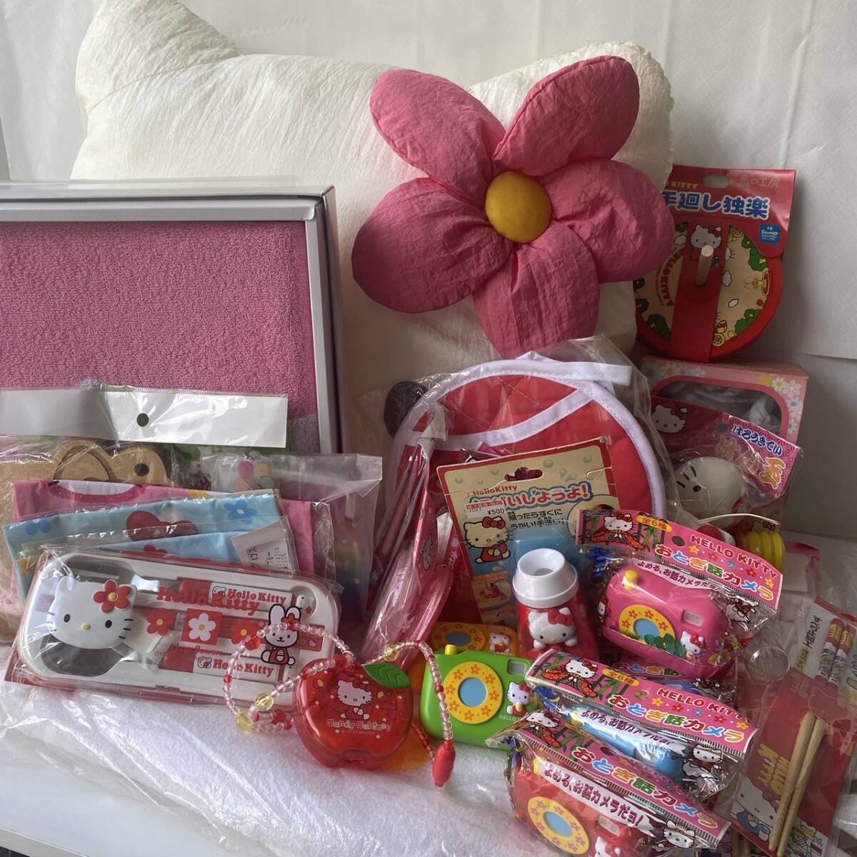 Yahoo!オークション - K2039 【現状品】 サンリオ ハローキティ 関連グ...