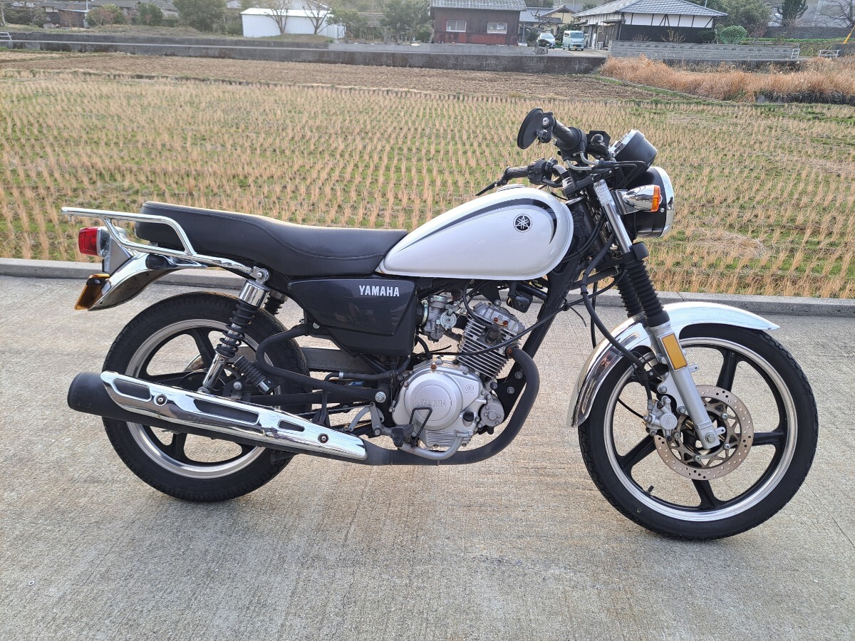 Yahoo!オークション - ヤマハ YB125SP SR仕様 インターカラー人気の原...