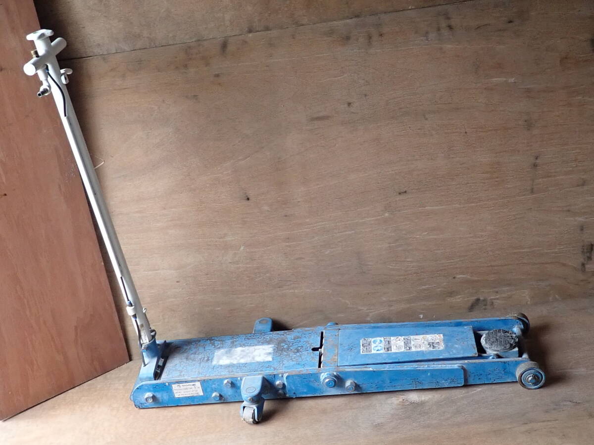 長崎ジャッキ 超低床エアーガレージジャッキ NLA-203X 能力 2ton エアージャッキ ガレージジャッキ(フロアジャッキ)｜売買されたオークション情報、yahooの商品情報をアーカイブ ...