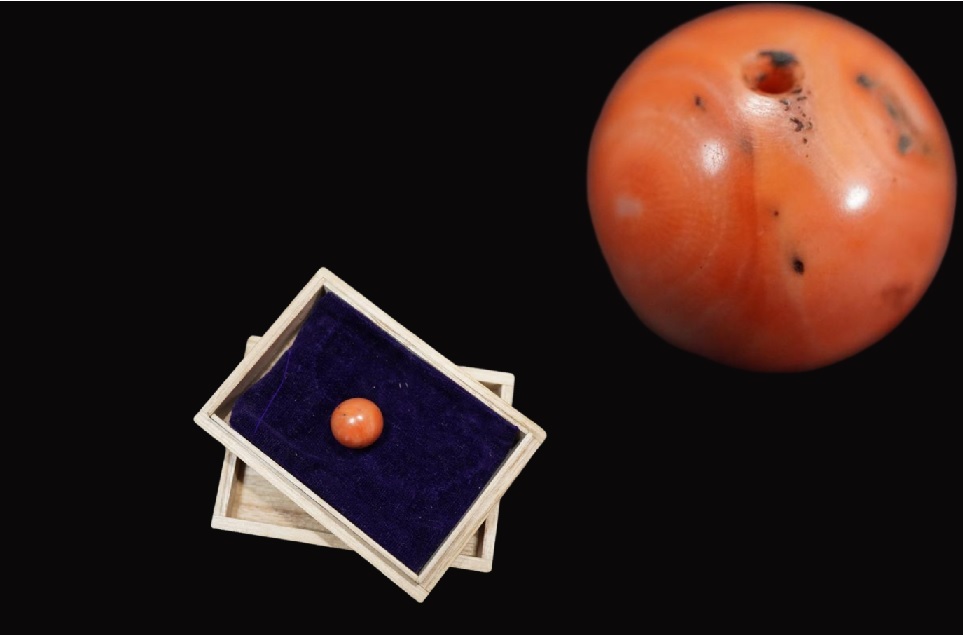 Yahoo!オークション - D5311-2 珊瑚玉 (最大幅15.6㎜/5.4g)