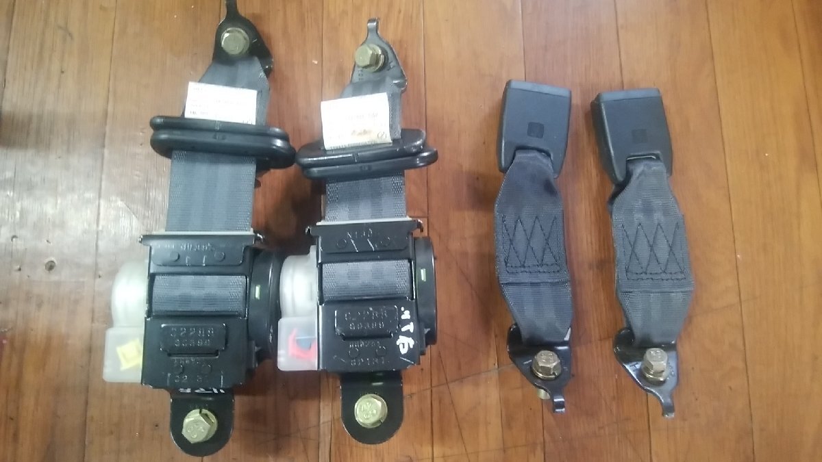 Yahoo!オークション - U#060 インテグラ Ti E-DC1 3ドア 1999年 リアシ...