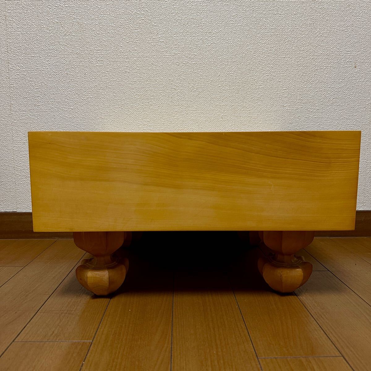 Yahoo!オークション - 本榧製足付19路碁盤 サイズ H26.8cm W42.5cm D46...