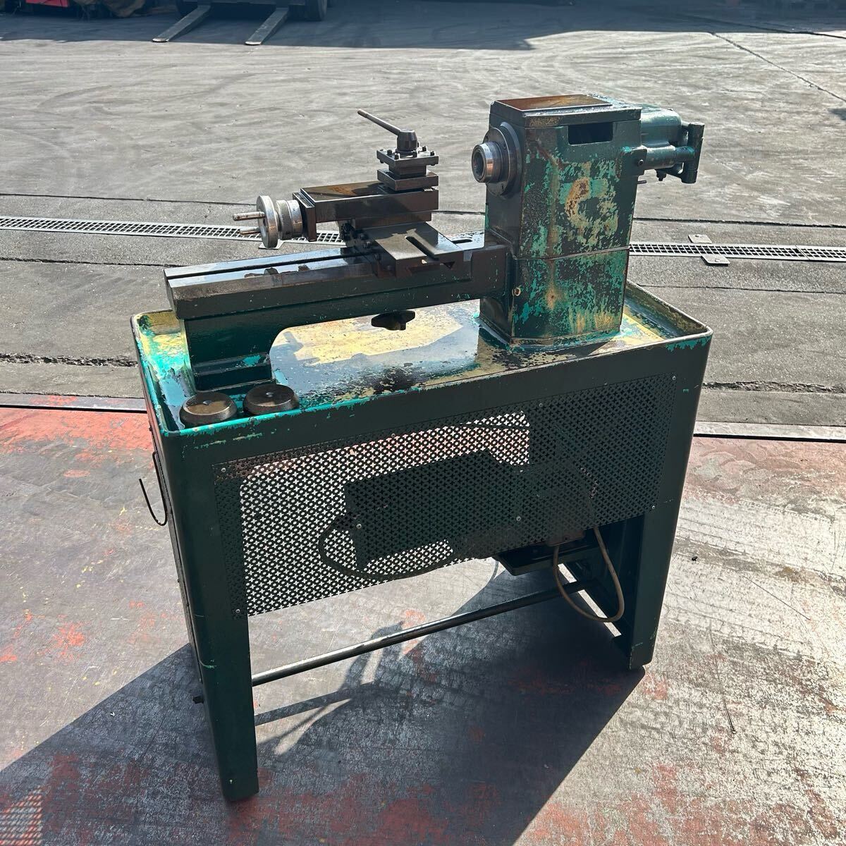 Yahoo!オークション - T9980 北村鉄工所 精密卓上旋盤 ベンチレース KL...