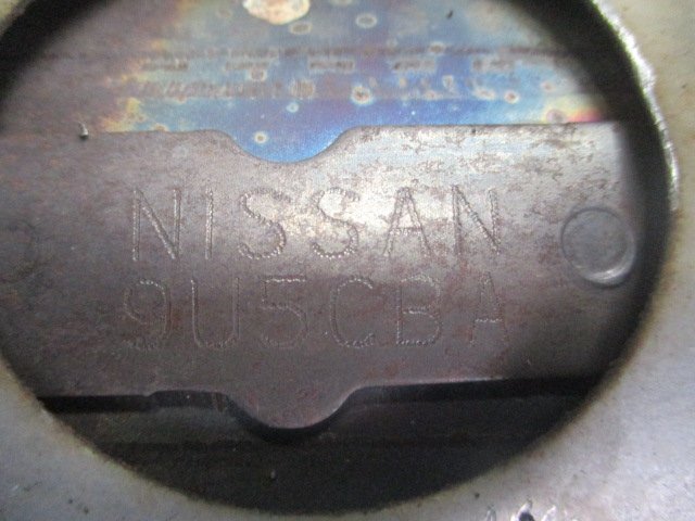 Yahoo!オークション - 336299 Z12/キューブ【日産 純正】触媒 コンバー...