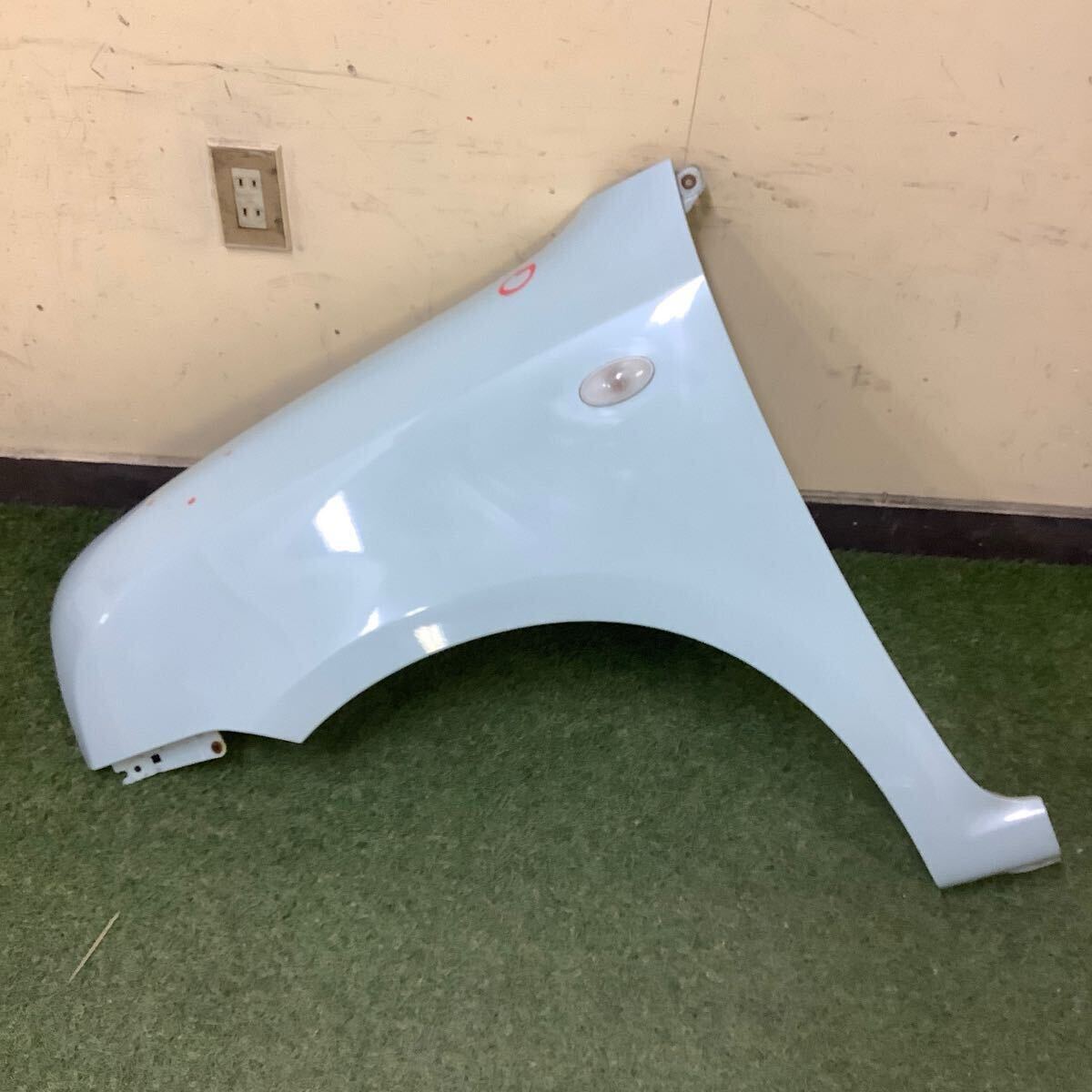 Yahoo!オークション - HE22S ラパン 左フロントフェンダー 水色系 ZKS ...