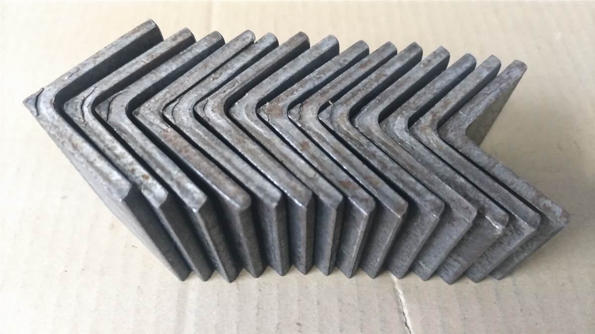 Yahoo!オークション - 鋼材 SS400 等辺 アングル 端材 14本セット 厚5m...