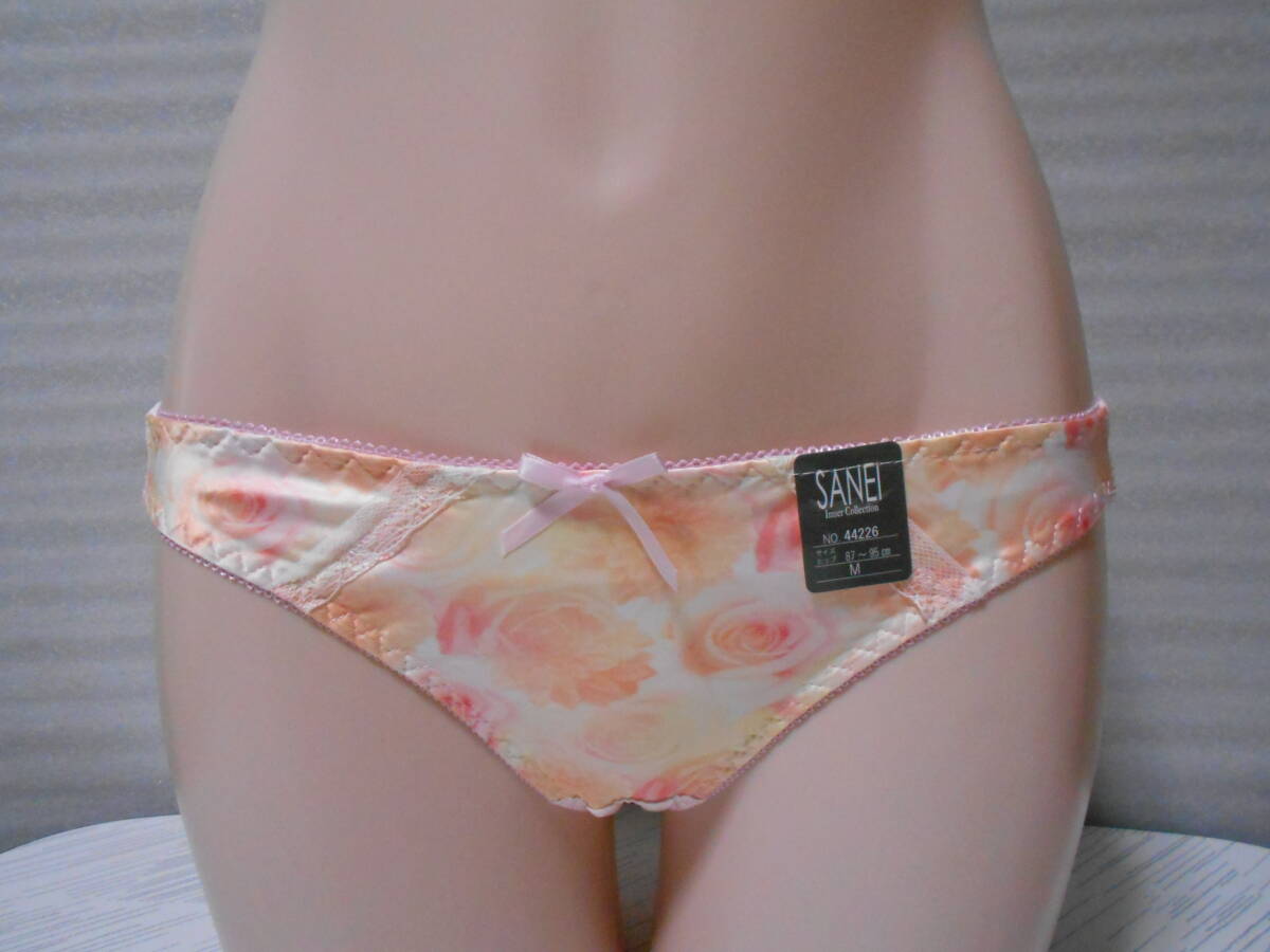 Yahoo!オークション - 34)SANEI_グラデーション薔薇プリント光沢サテン...