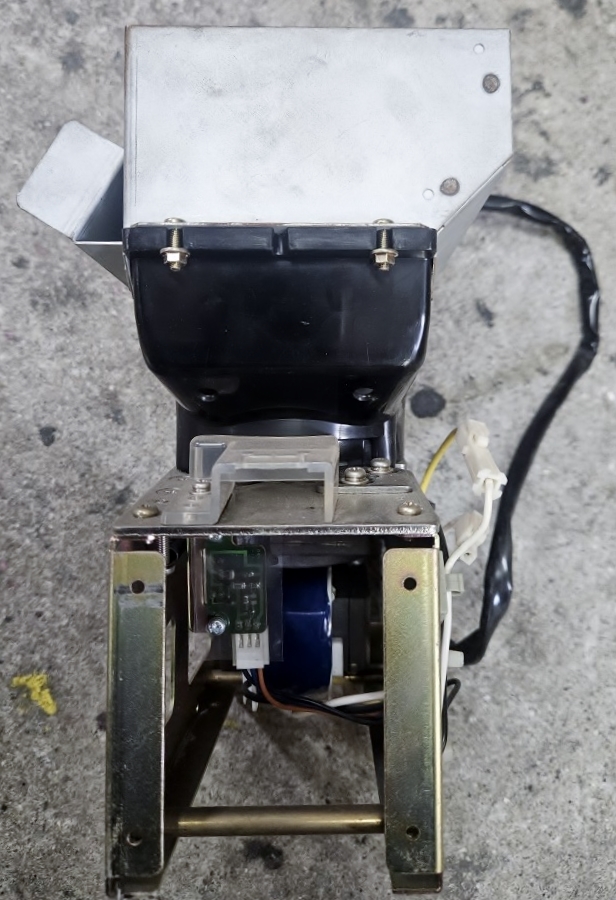 Yahoo!オークション - JUKI社製 25セント用メダルホッパー JMH-01A...