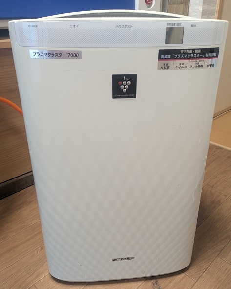 Yahoo!オークション - SHARP シャープ 加湿空気清浄機 KC-Y45-W 2010年...