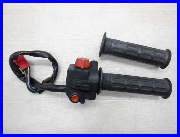 Yahoo!オークション - M654 CBX550F PC04 右スイッチ アクセルスロッ...