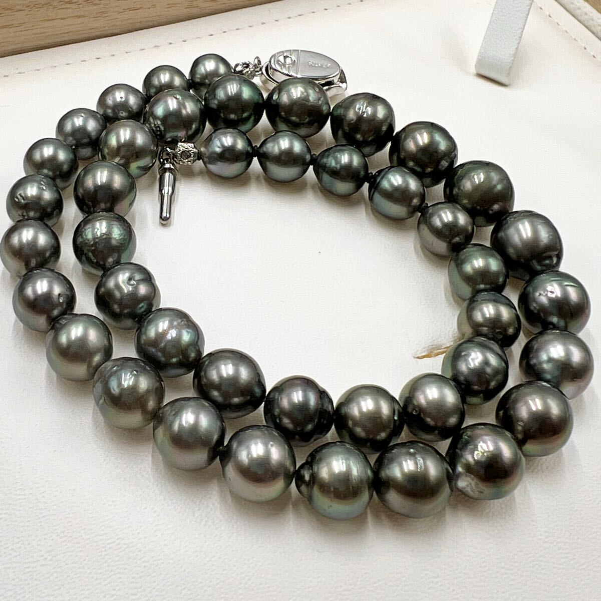 黒蝶☆8.5-10.5mm【美品 テリ抜群】オフラウンド 南洋 バロック 黒蝶☆8.5-10.5mm【美品 テリ抜群】オフラウンド 南洋 バロック